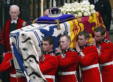 BBC staff get trained to announce queen's death - FacenFacts