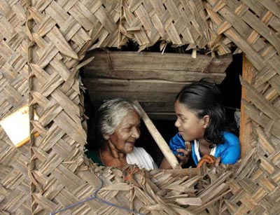 40 percent of rural India lives on Rs.33 a day - FacenFacts