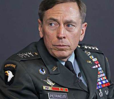 Extra marital affair with Paula Broadwell costs CIA chief David ...