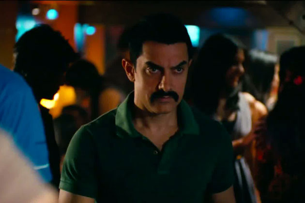 Amir Khan and the shower scene in Talaash - FacenFacts