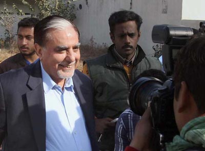 Jindal group vs Zee Channel: Subhash Chandra, Puneet Goenka not to be ...