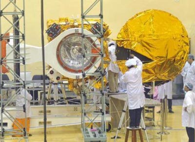 India's Mars mission: ISRO's Rs 450 crore ambitious venture shown green ...