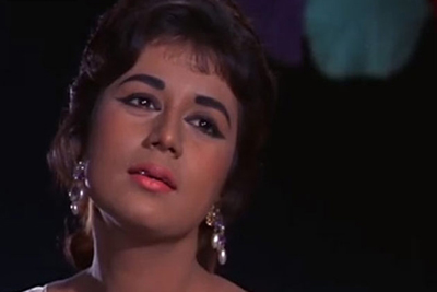 Legendary actress Nanda passes away at 75, last rites performed in ...