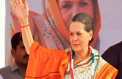 Congress must resist sectrain tendencies of Modi government: Sonia Gandhi - FacenFacts