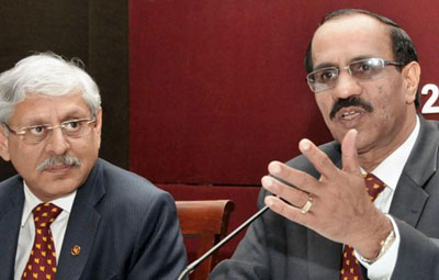 PNB falls nearly 2%; CMD K R Kamath demits office - FacenFacts