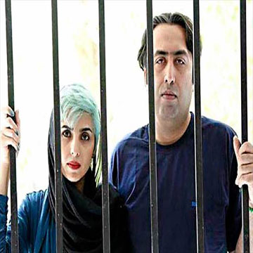 Iranian poets face lashes for shaking hands with opposite sex - FacenFacts