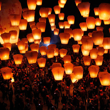 Chinese lights spell darkness for traditional potters this Diwali ...